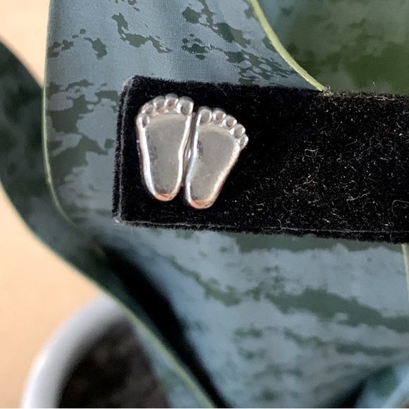 Jewelry | Silver Baby Feet Pin | Poshmark